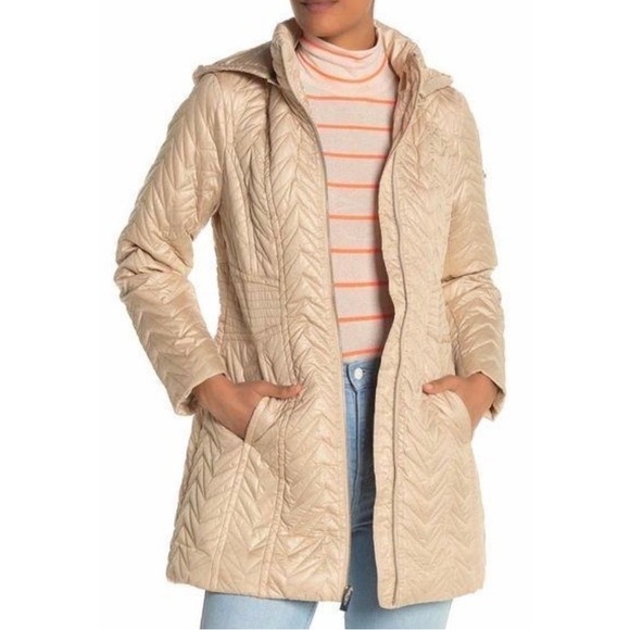 Via Spiga | Jackets & Coats | Via Spiga Zig Zag Quilted Pattern Zip ...